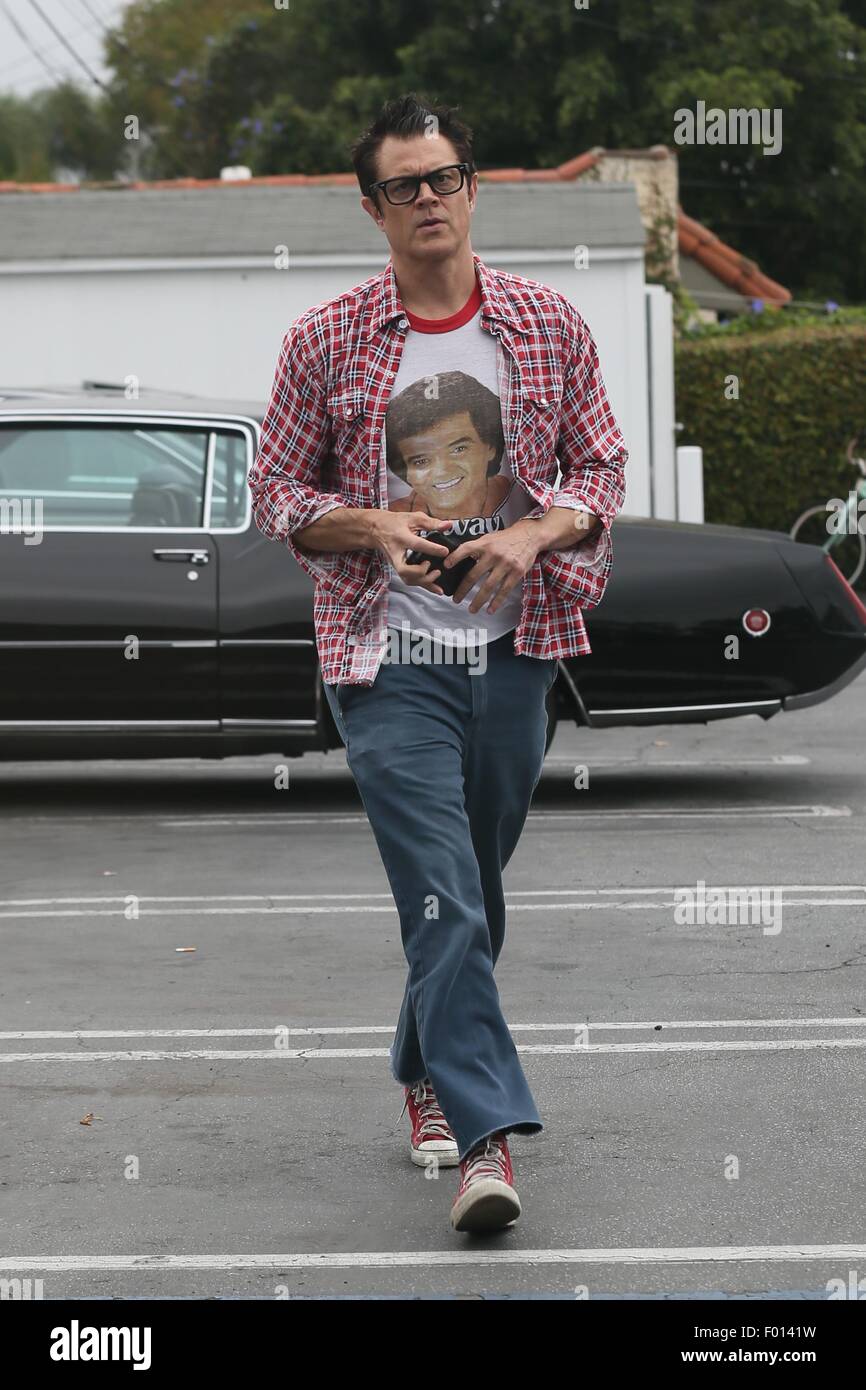 Johnny Knoxville arriving at Fred Segal wearing a country music singer ...