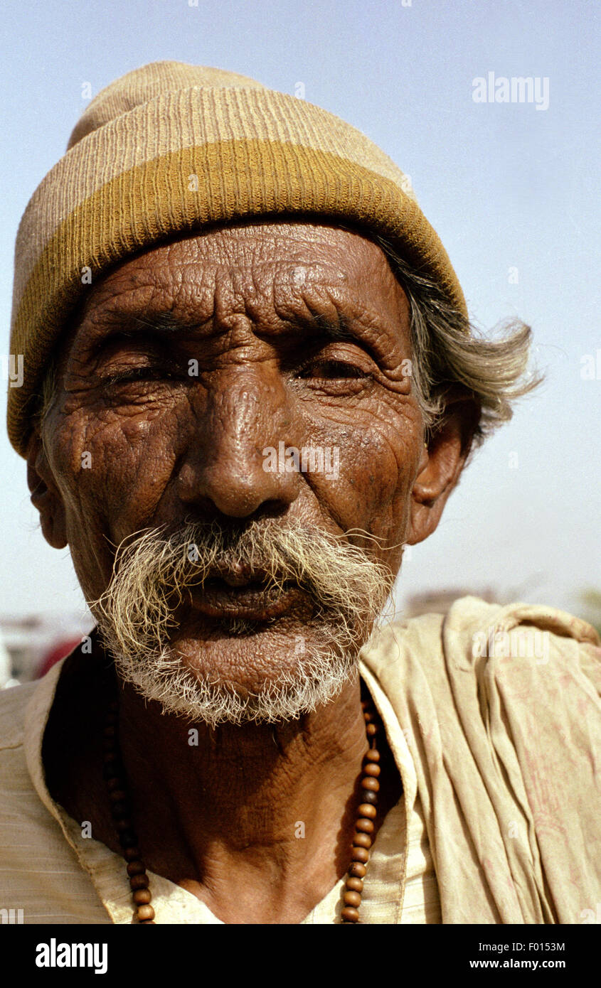 old mans portrait india brian mcguire Stock Photo - Alamy