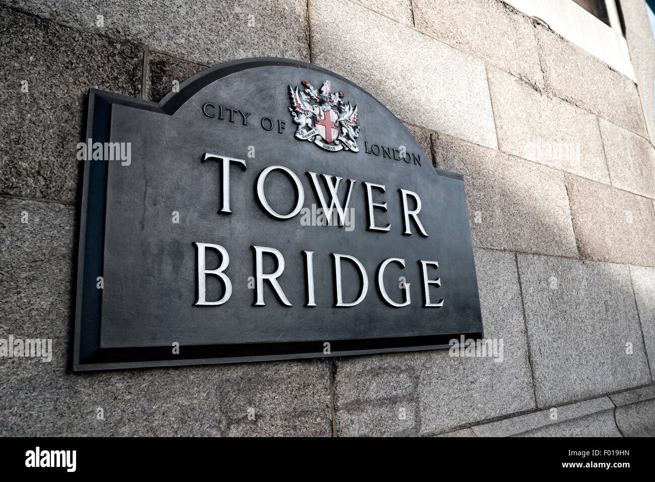 Plaque sign on the Tower of London Bridge Stock Photo - Alamy