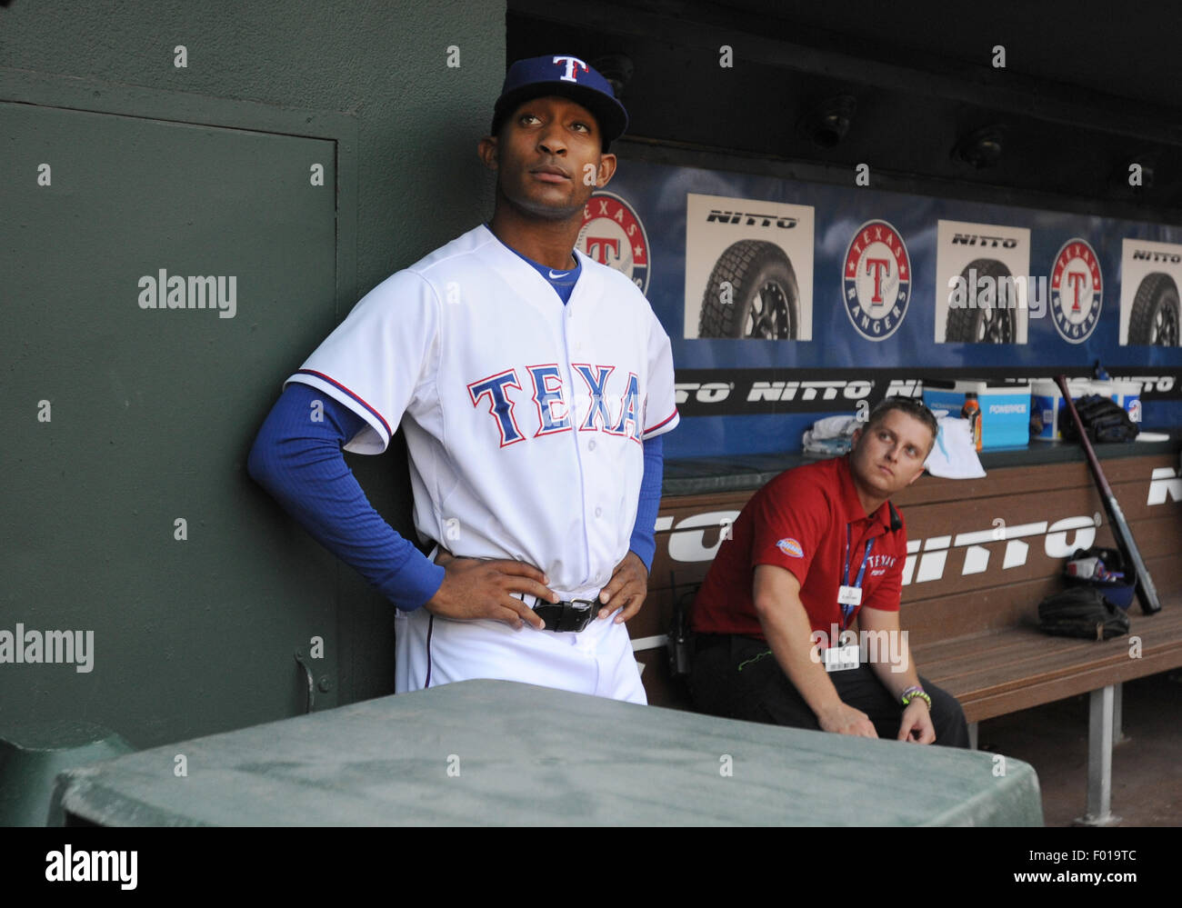 AUG 04, 2015: Texas Rangers relief pitcher Sam Freeman #71 during an ...