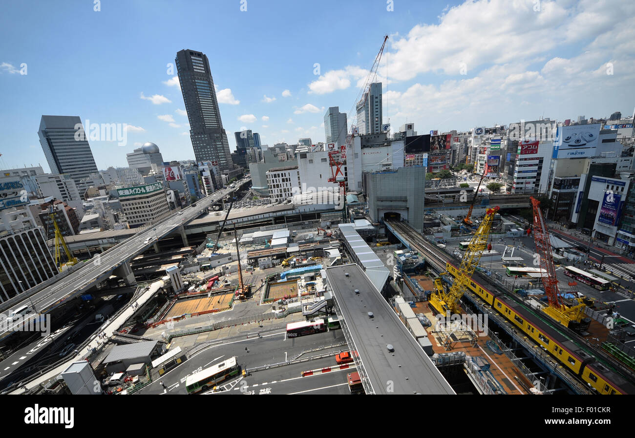 Tokyo, Japan. 6th Aug, 2015. Tokyo endures the longest heat wave ever ...