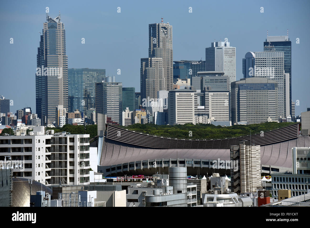 Tokyo, Japan. 6th Aug, 2015. Tokyo endures the longest heat wave ever ...