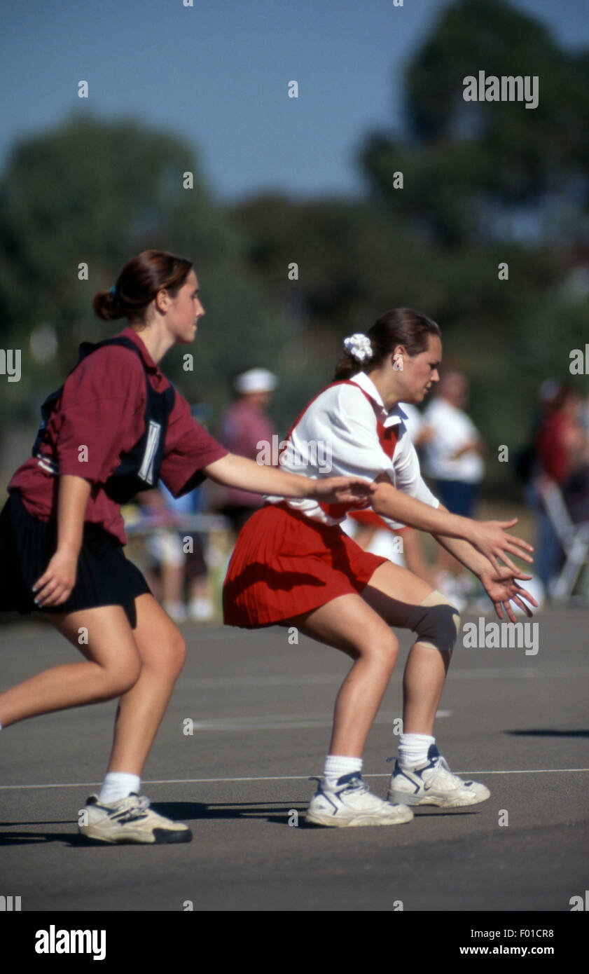 Competitive netball hi-res stock photography and images - Alamy