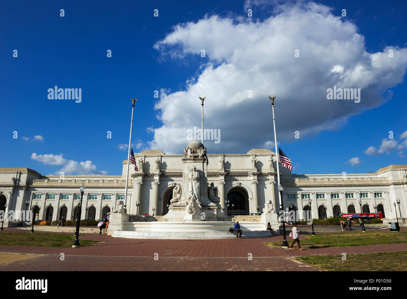 Union station architecture hi-res stock photography and images - Alamy