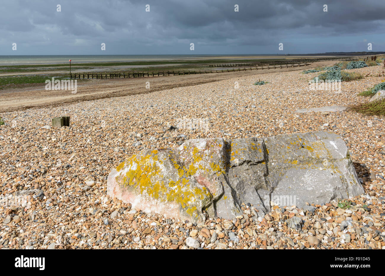 Stormy beach hi-res stock photography and images - Alamy