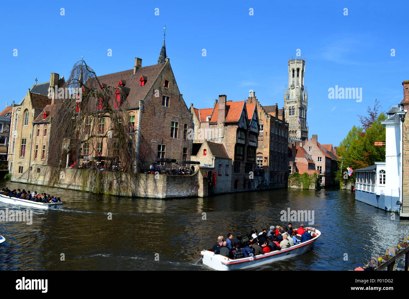 Medieval canals bruges hi-res stock photography and images - Alamy