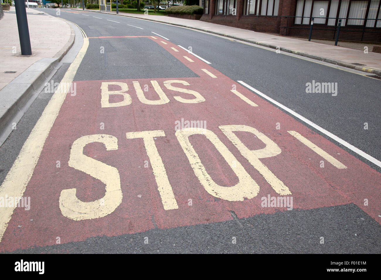 Bus Stop Sign in Liverpool Street Stock Photo - Alamy