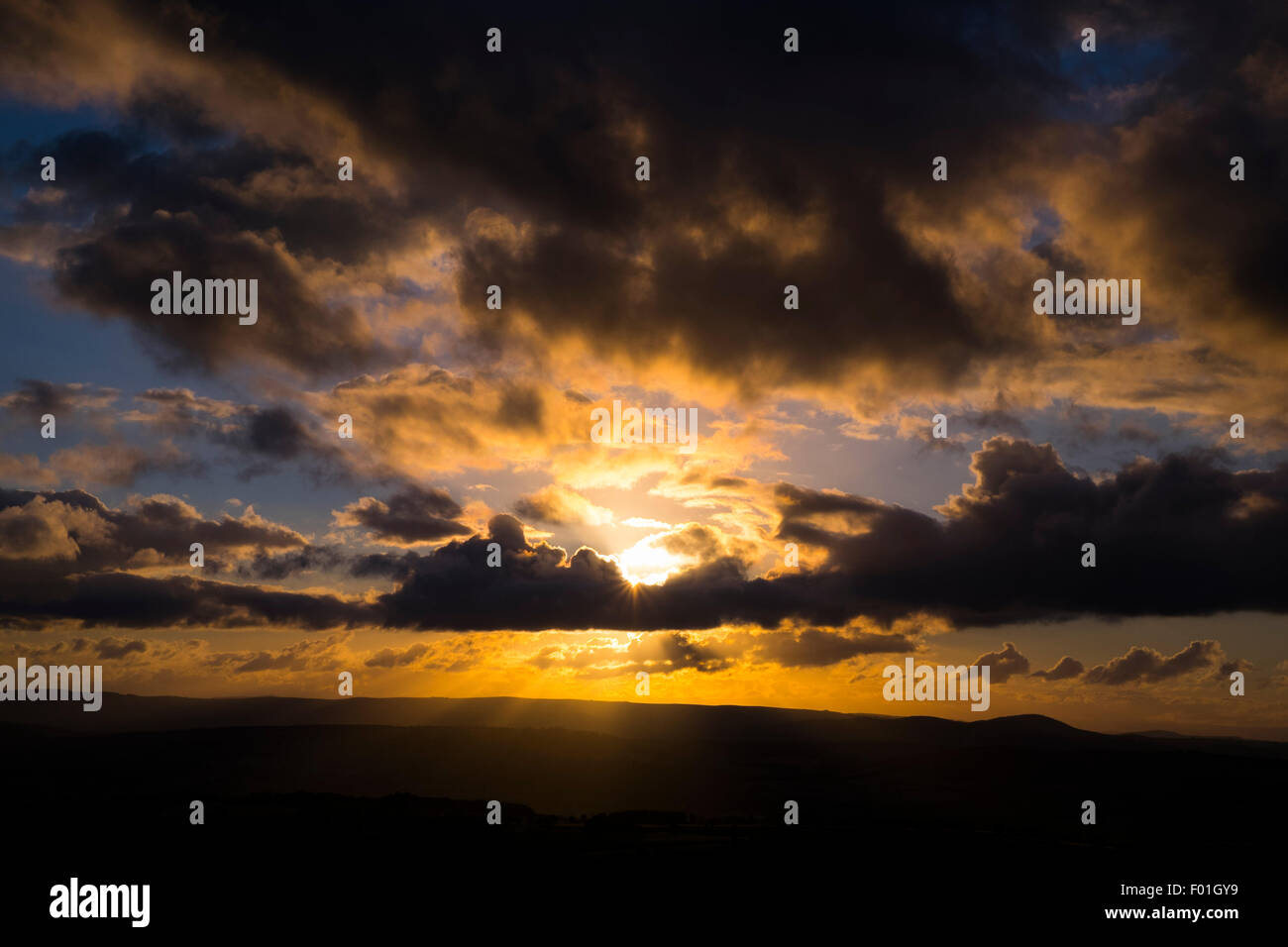 Sunset over the Long Mynd in Shropshire, England Stock Photo - Alamy