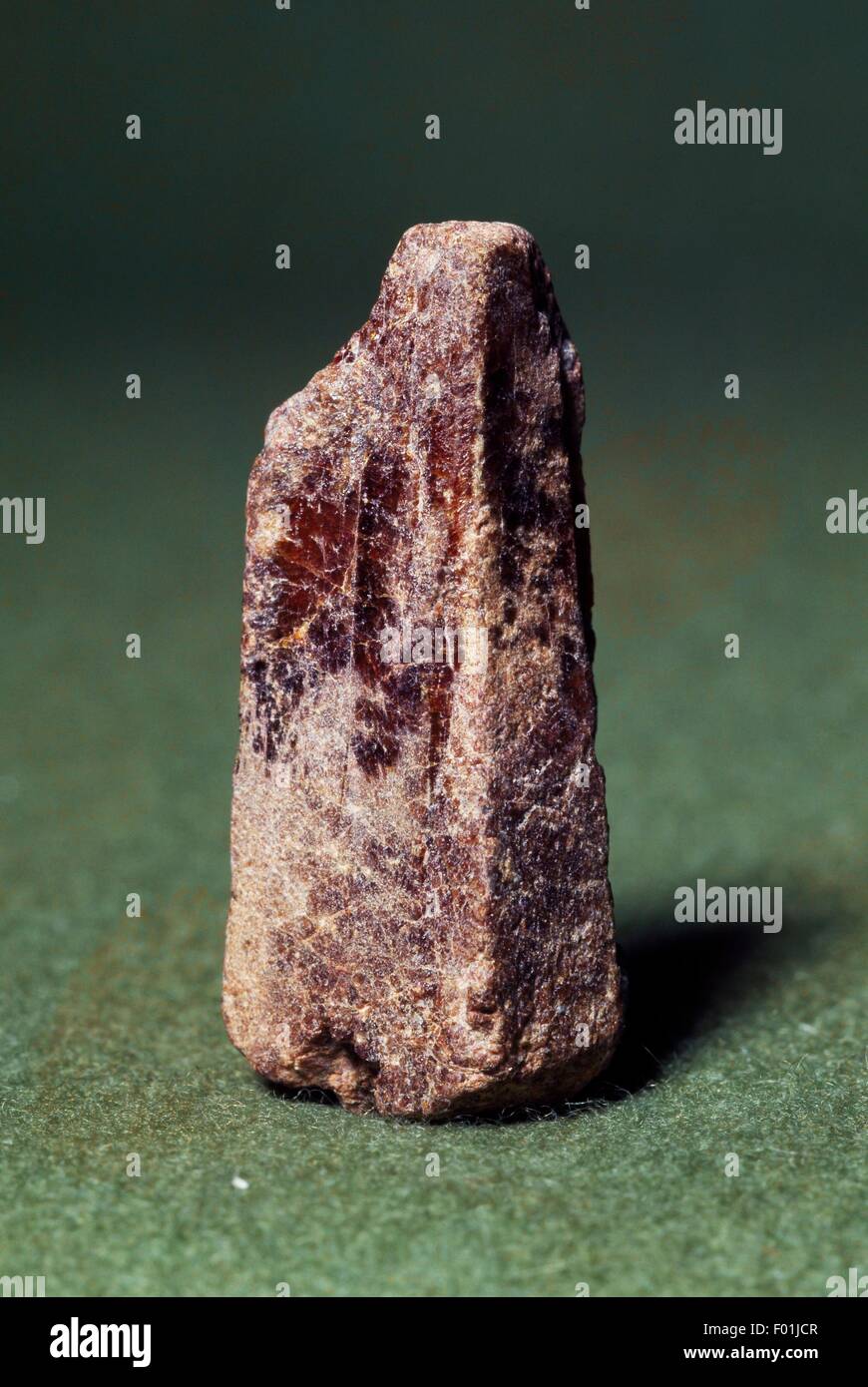 Mineral monazite hi-res stock photography and images - Alamy