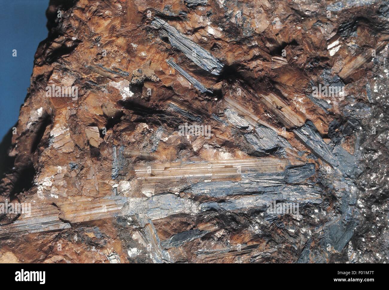 Minerals: Bismuthinite (Bismuth Sulfide Stock Photo - Alamy