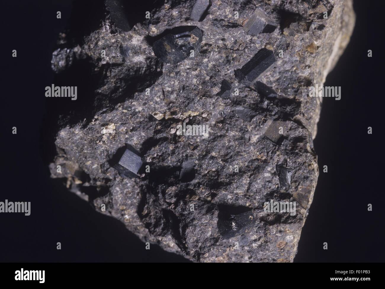 Geology minerals augite augite hi-res stock photography and images - Alamy