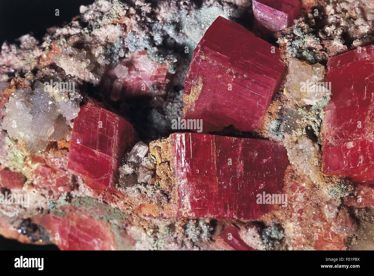 Minerals: Rhodochrosite (Manganese Carbonate Stock Photo - Alamy