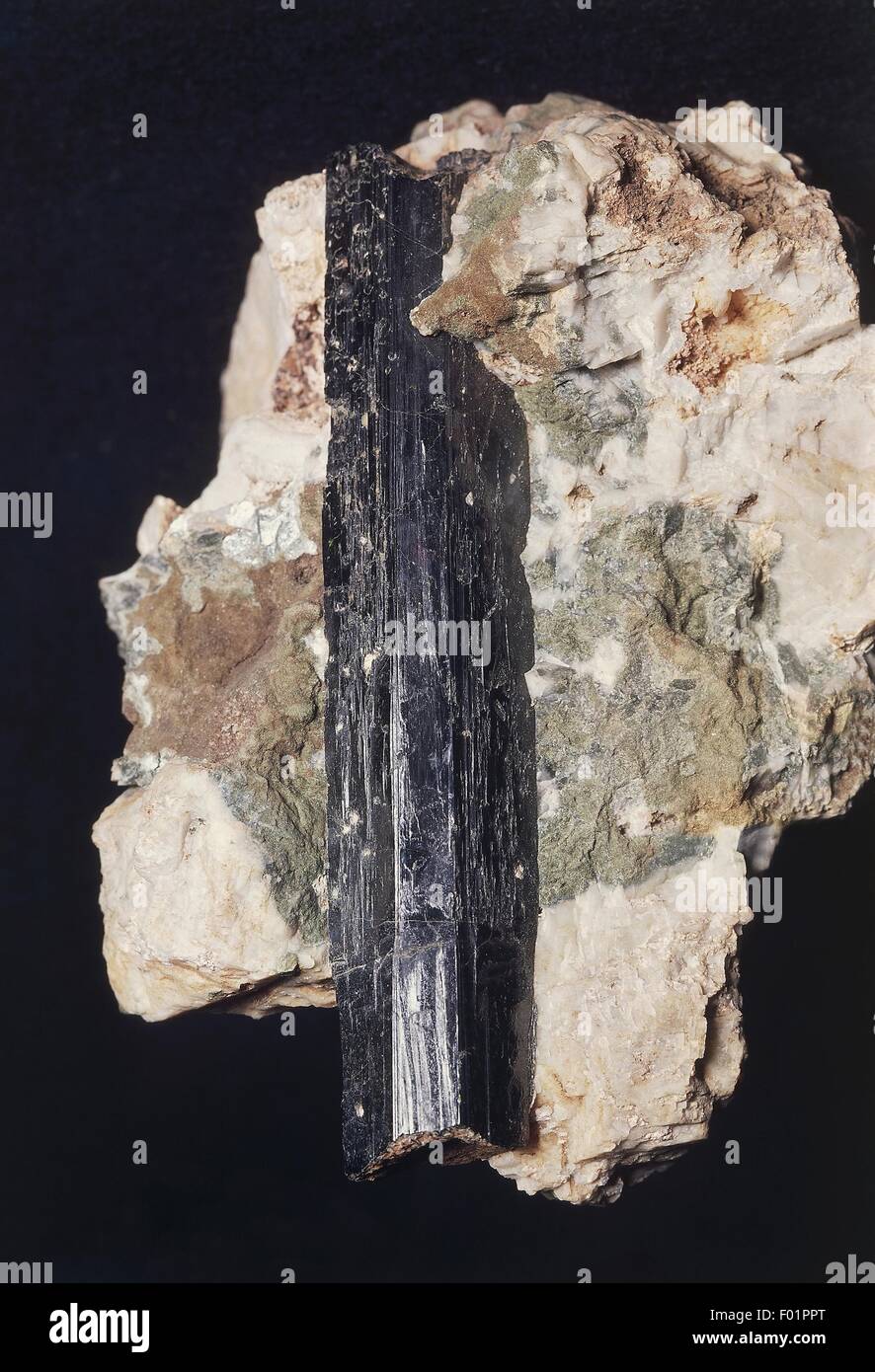 Magnesium silicate minerals hi-res stock photography and images - Alamy