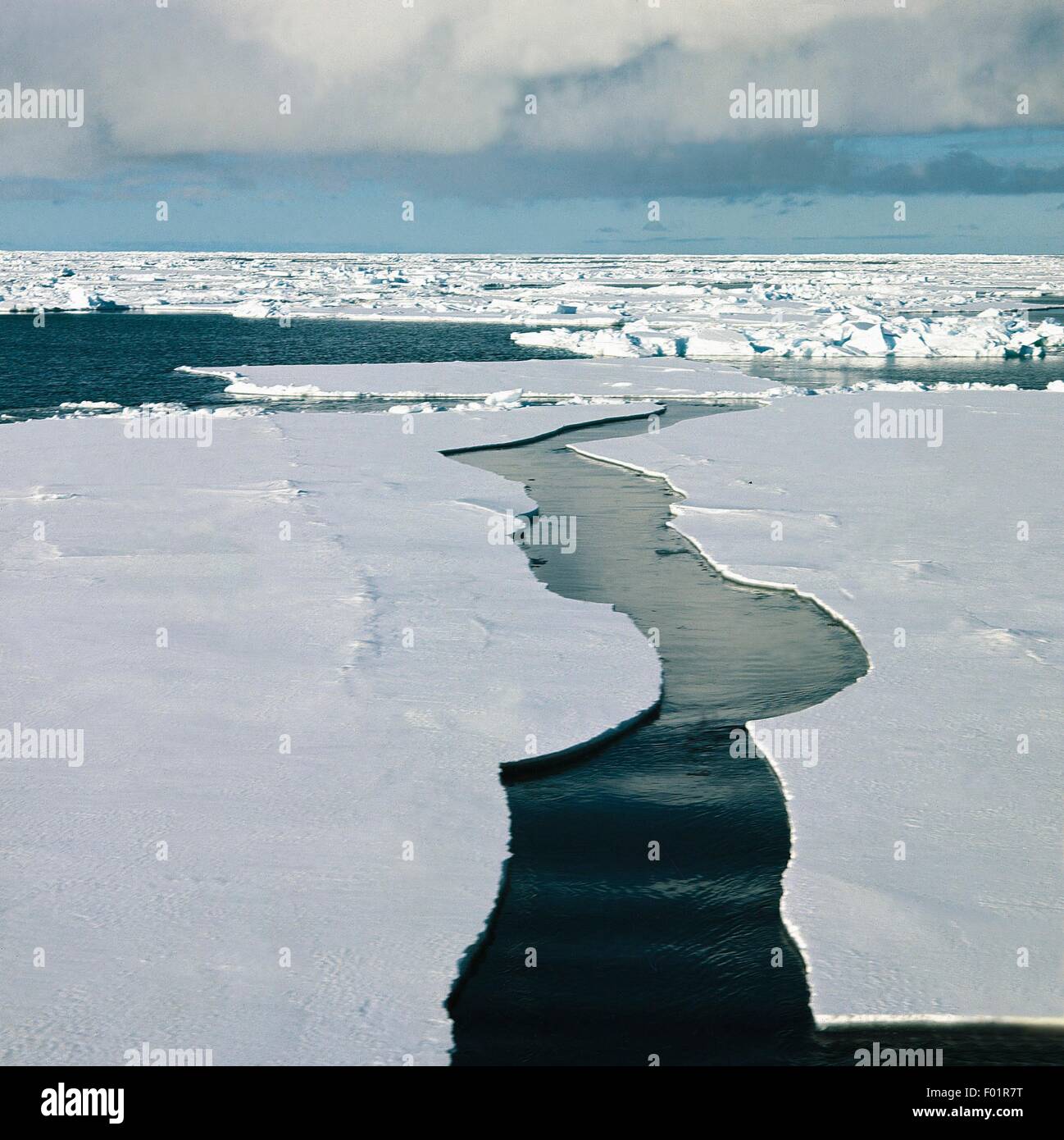 Sea geography hi-res stock photography and images - Alamy