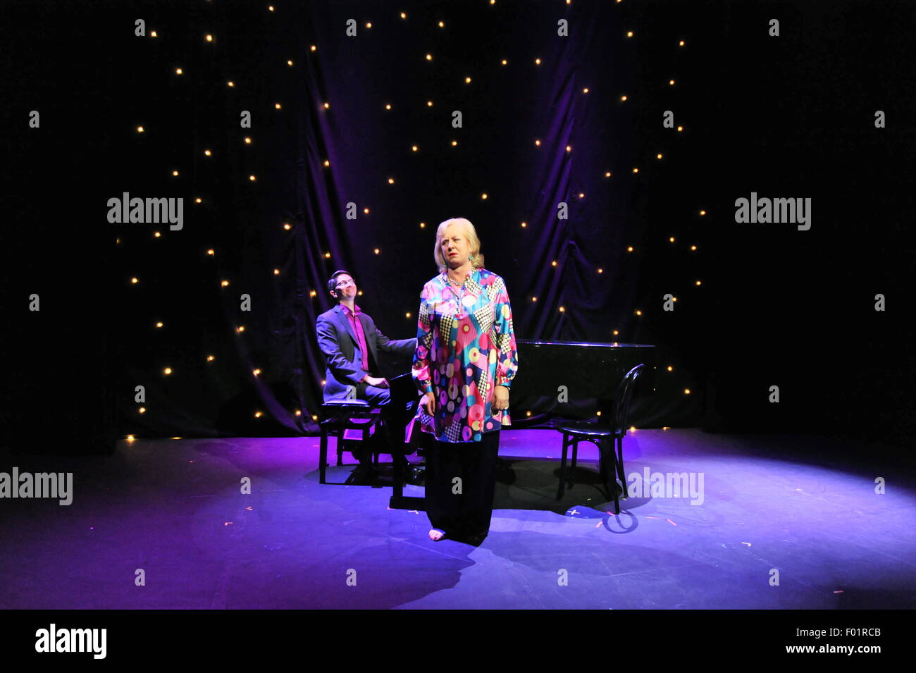 Singer Dillie Keane of Fascinating Aida performs at the Press Launch ...