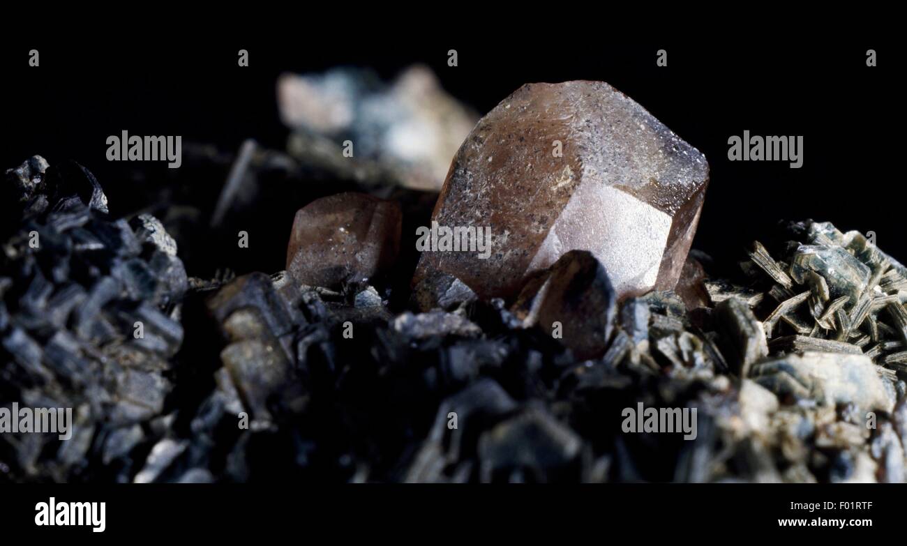Titanite hi-res stock photography and images - Alamy