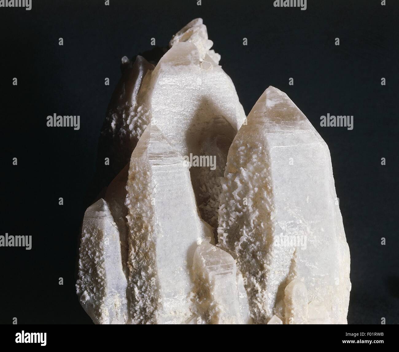 Milky quartz hi-res stock photography and images - Alamy