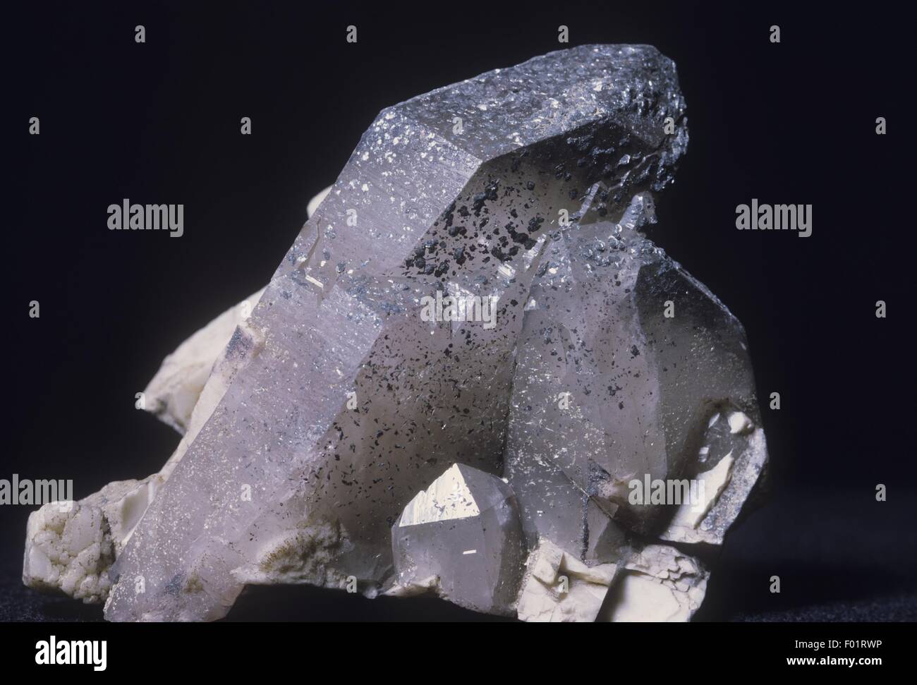 Hematite crystal hi-res stock photography and images - Alamy