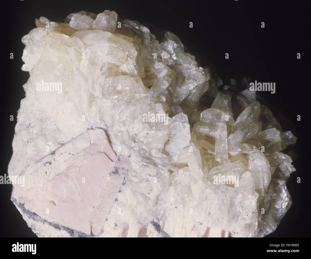Datolite hi-res stock photography and images - Alamy