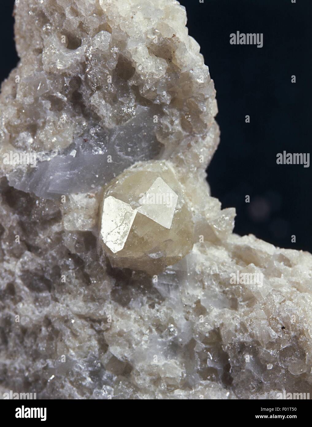 Calcium aluminum silicate hi-res stock photography and images - Alamy