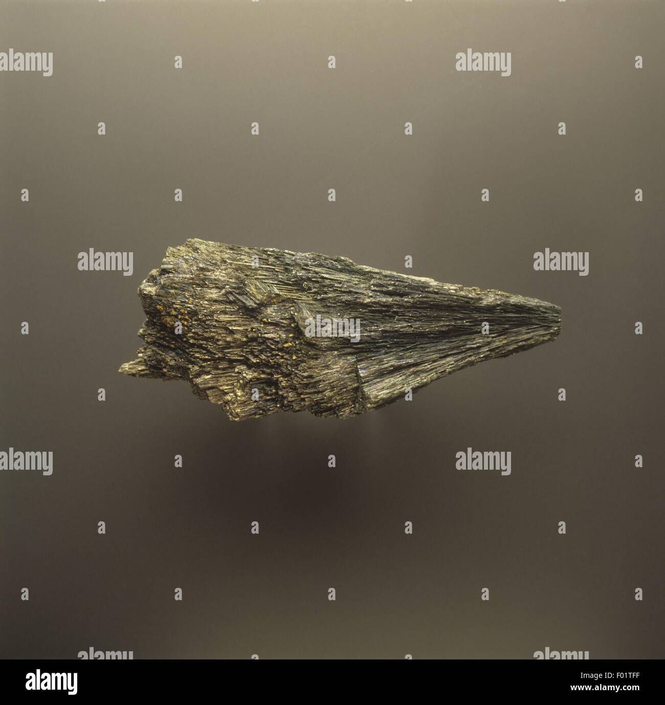 Geology berthierite close up no people hi-res stock photography and ...