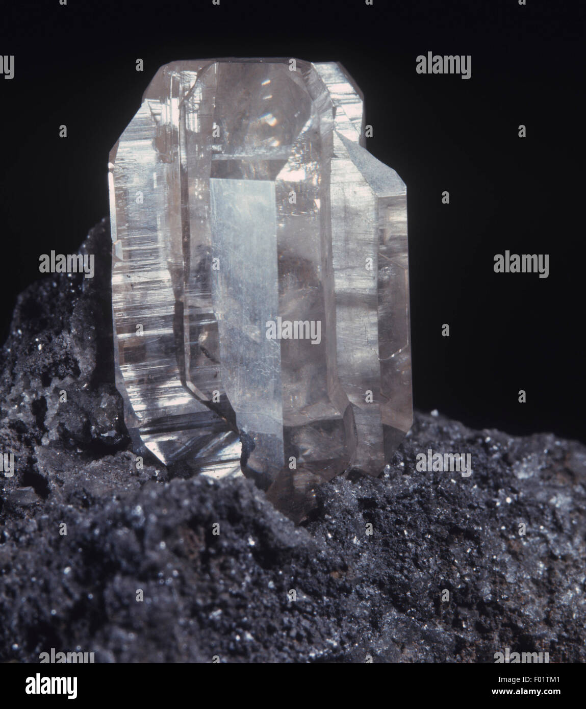 Cerussite hi-res stock photography and images - Alamy