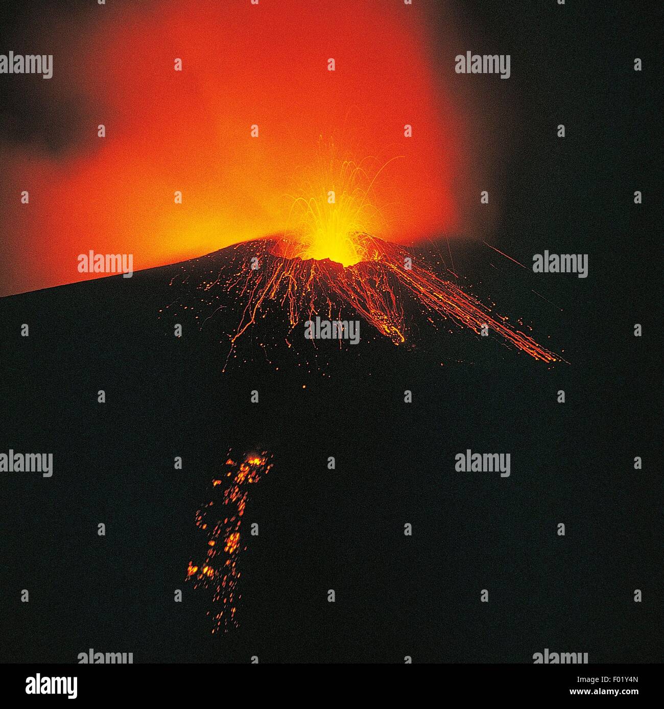 Alaid island hi-res stock photography and images - Alamy