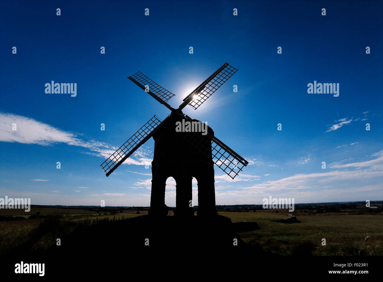 Chesterton windmill blue sky hi-res stock photography and images - Alamy