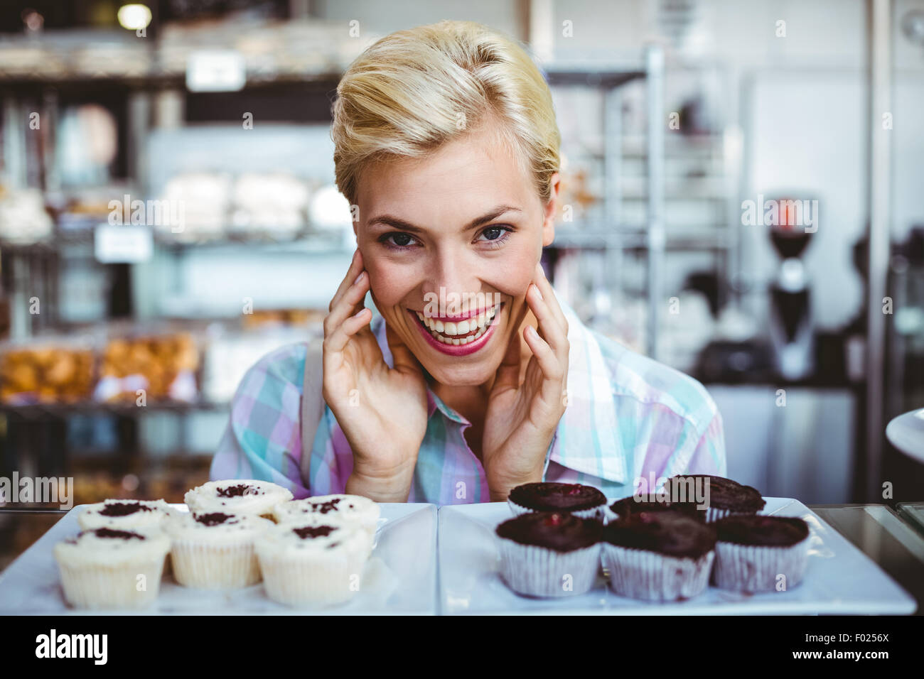 Woman Customer Cakes High Resolution Stock Photography and Images - Alamy