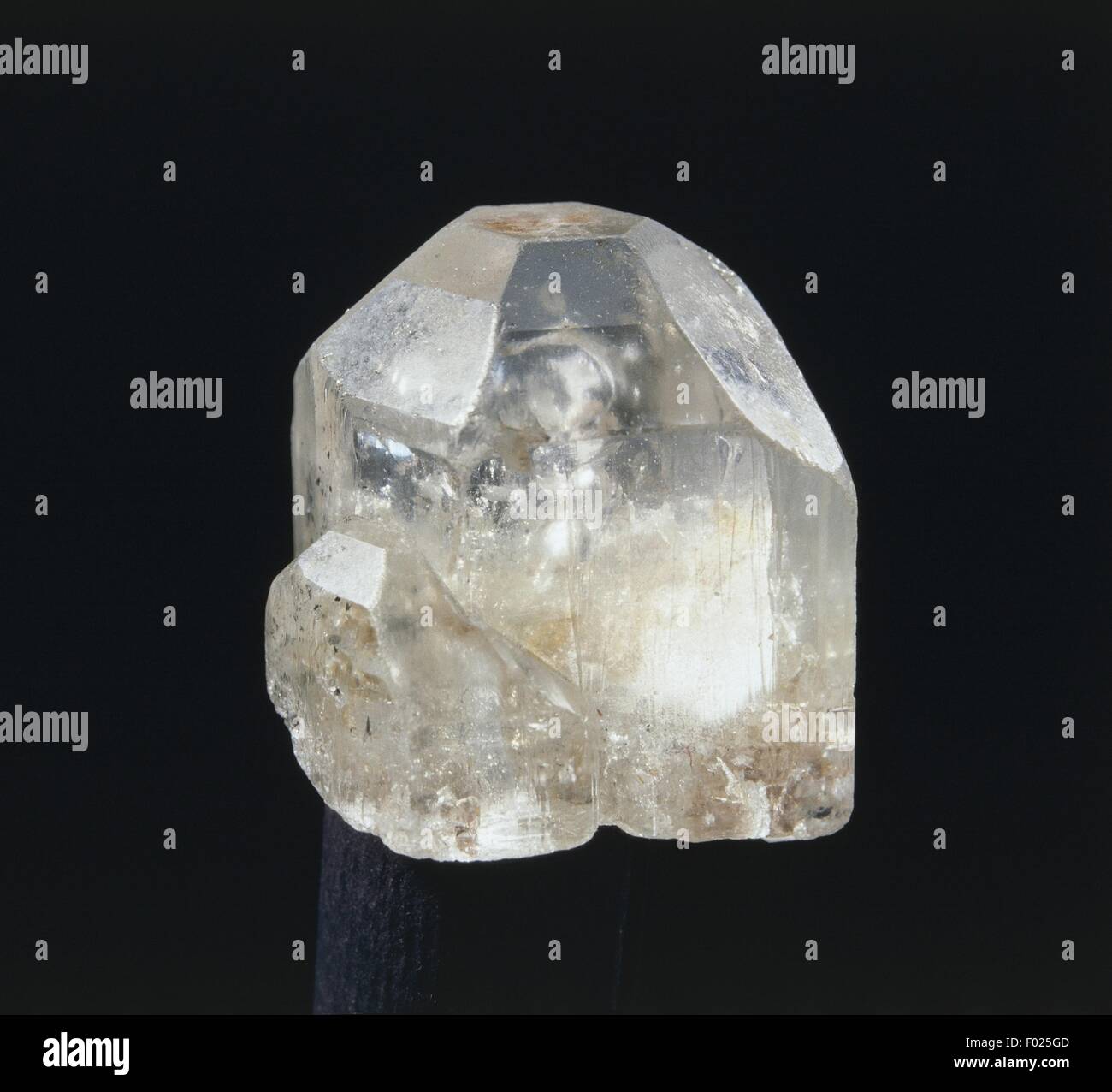 Minerals: Topaz (Aluminum Silicate Fluoride Hydroxide Stock Photo - Alamy