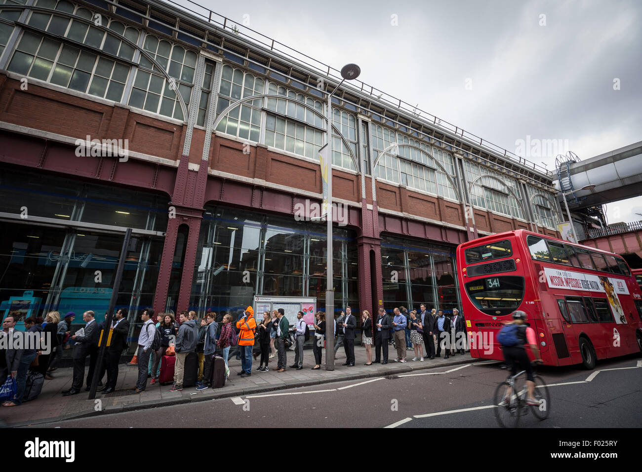 London underground tube night workers hi-res stock photography and ...