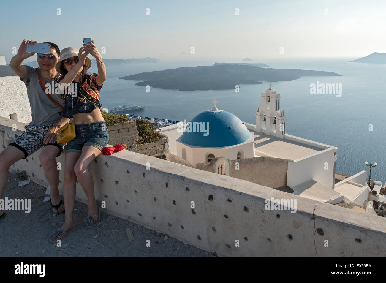 People taking selfie in hi-res stock photography and images - Alamy