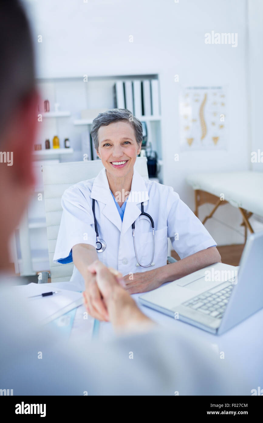 Doctor hand hi-res stock photography and images - Alamy