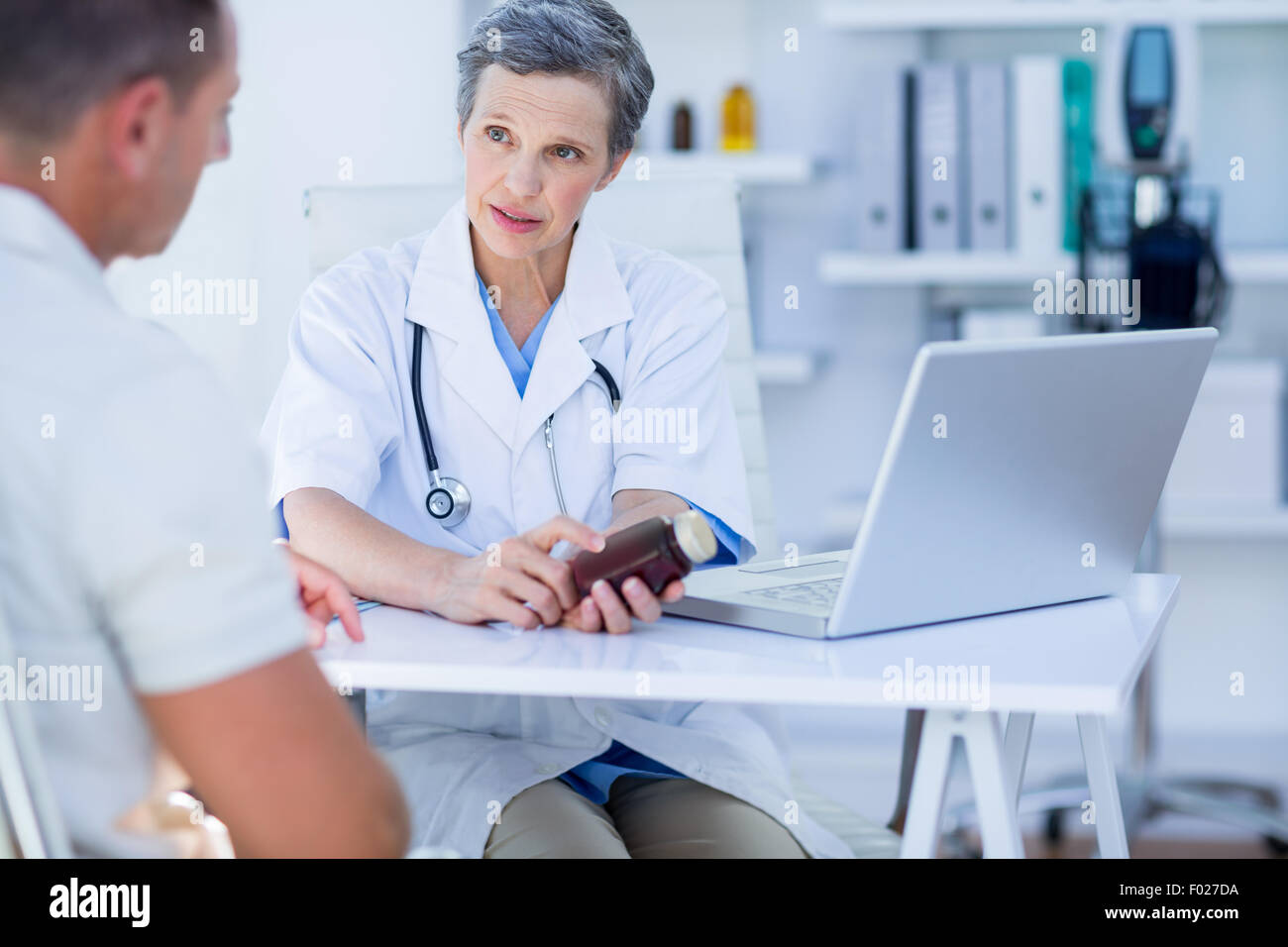 Doctor patient box hi-res stock photography and images - Alamy