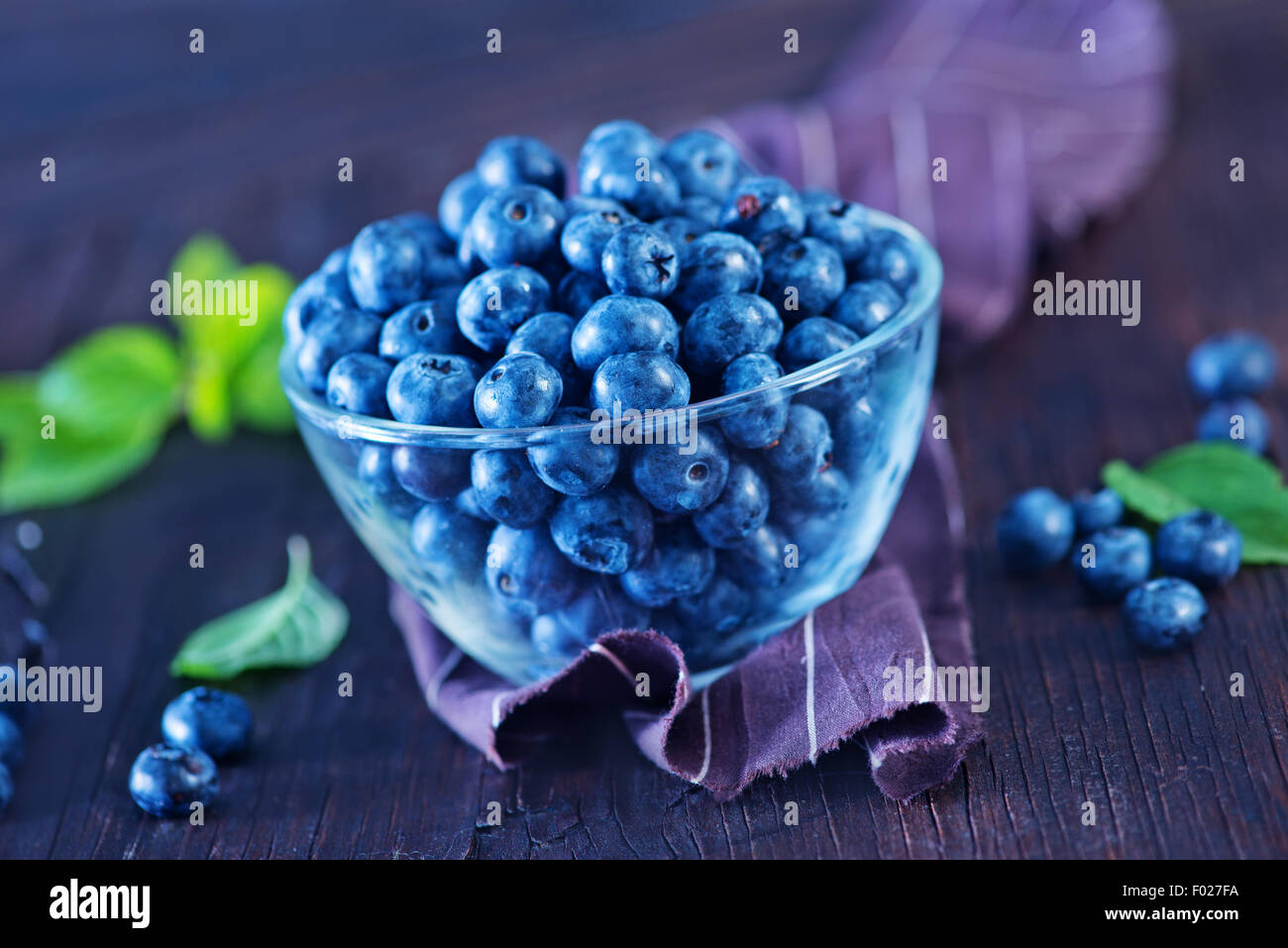 blueberry in bowl and on a table Stock Photo - Alamy