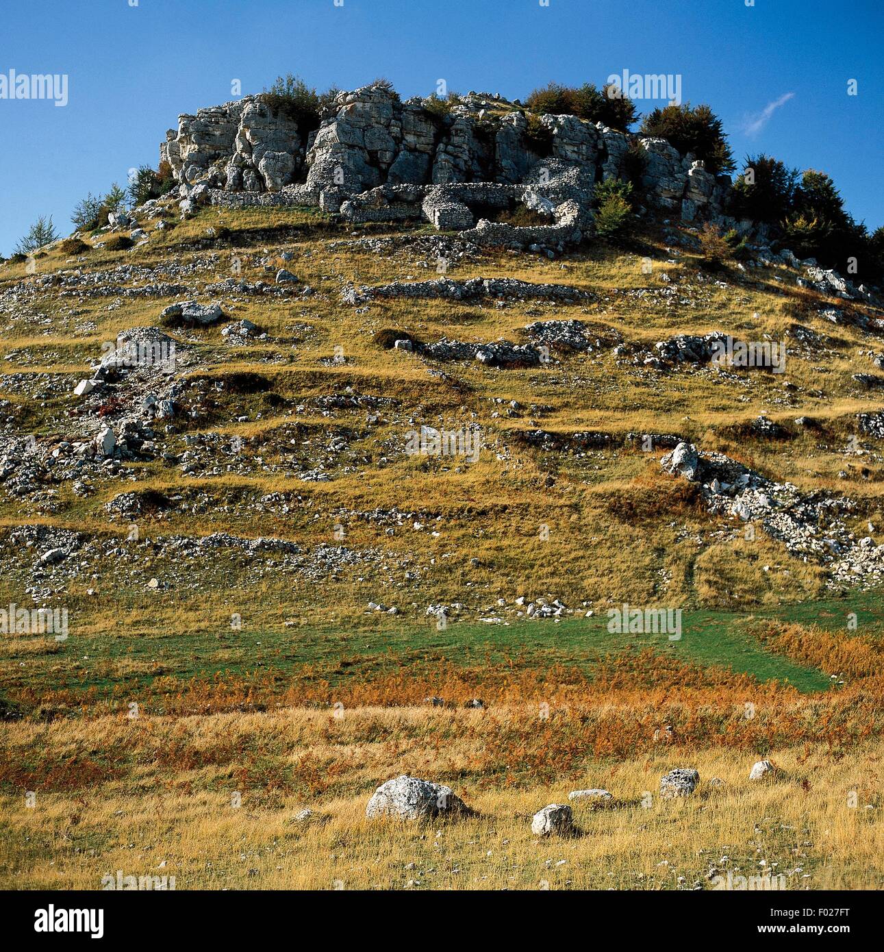 Slope up to Majelletta, Majella National Park, Abruzzo, Italy Stock ...
