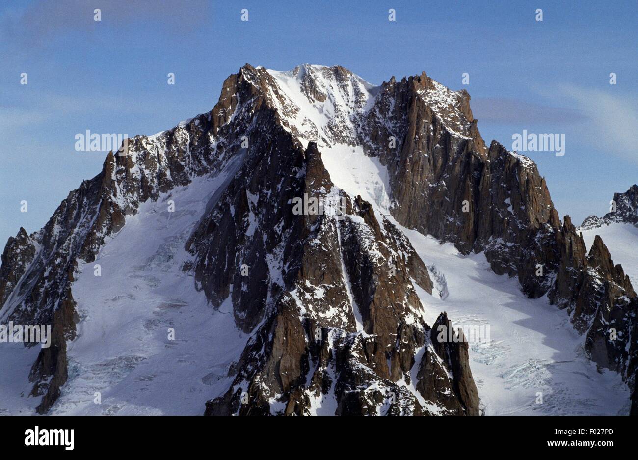 Aiguille d'Argentiere mountain (3901 metres), Rhone-Alpes, France Stock ...