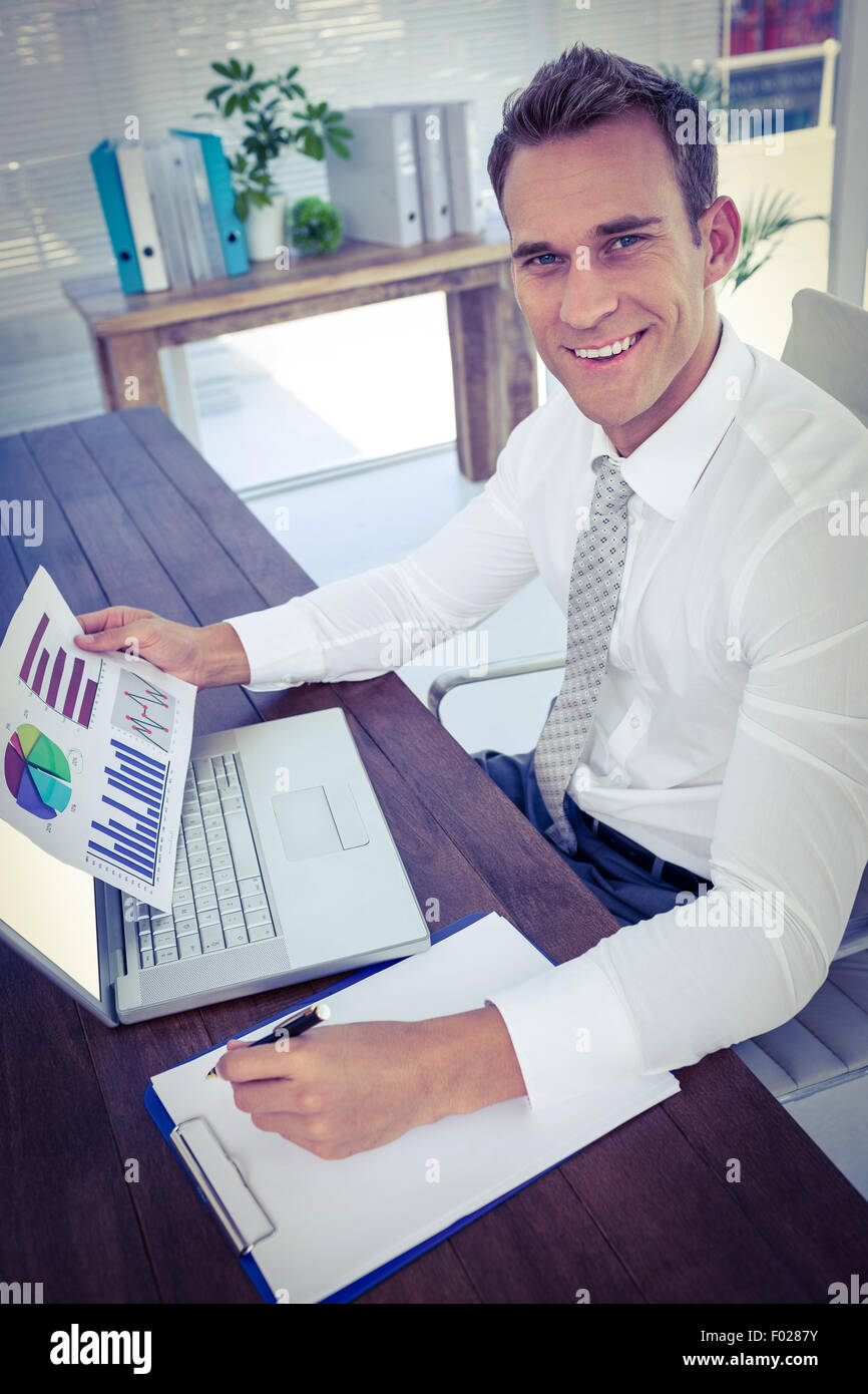 Businessman charts hi-res stock photography and images - Alamy