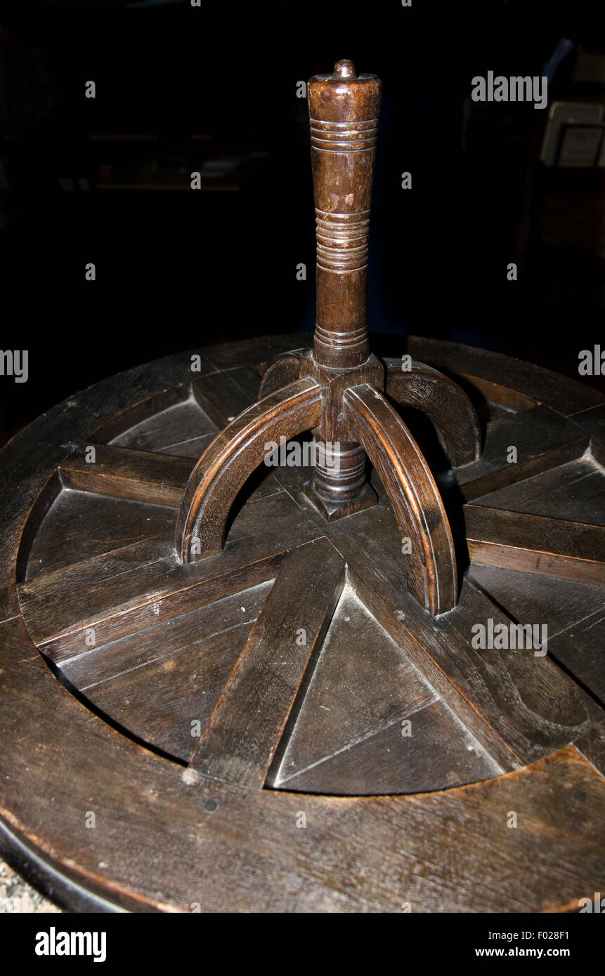 St james church engine wheel hi-res stock photography and images - Alamy