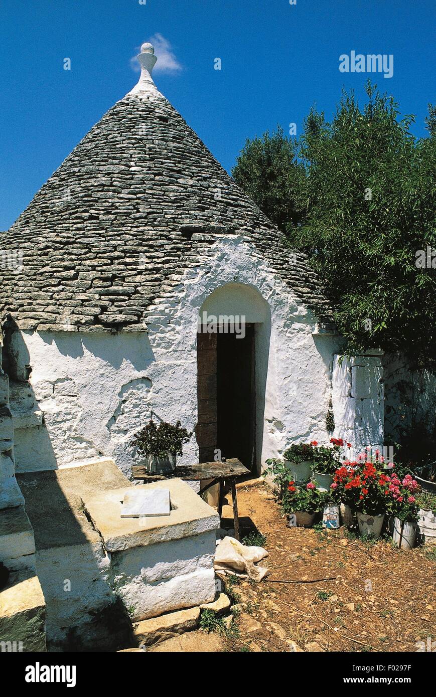 Trulli (conic stone roof house) in Alberobello (UNESCO World Heritage ...
