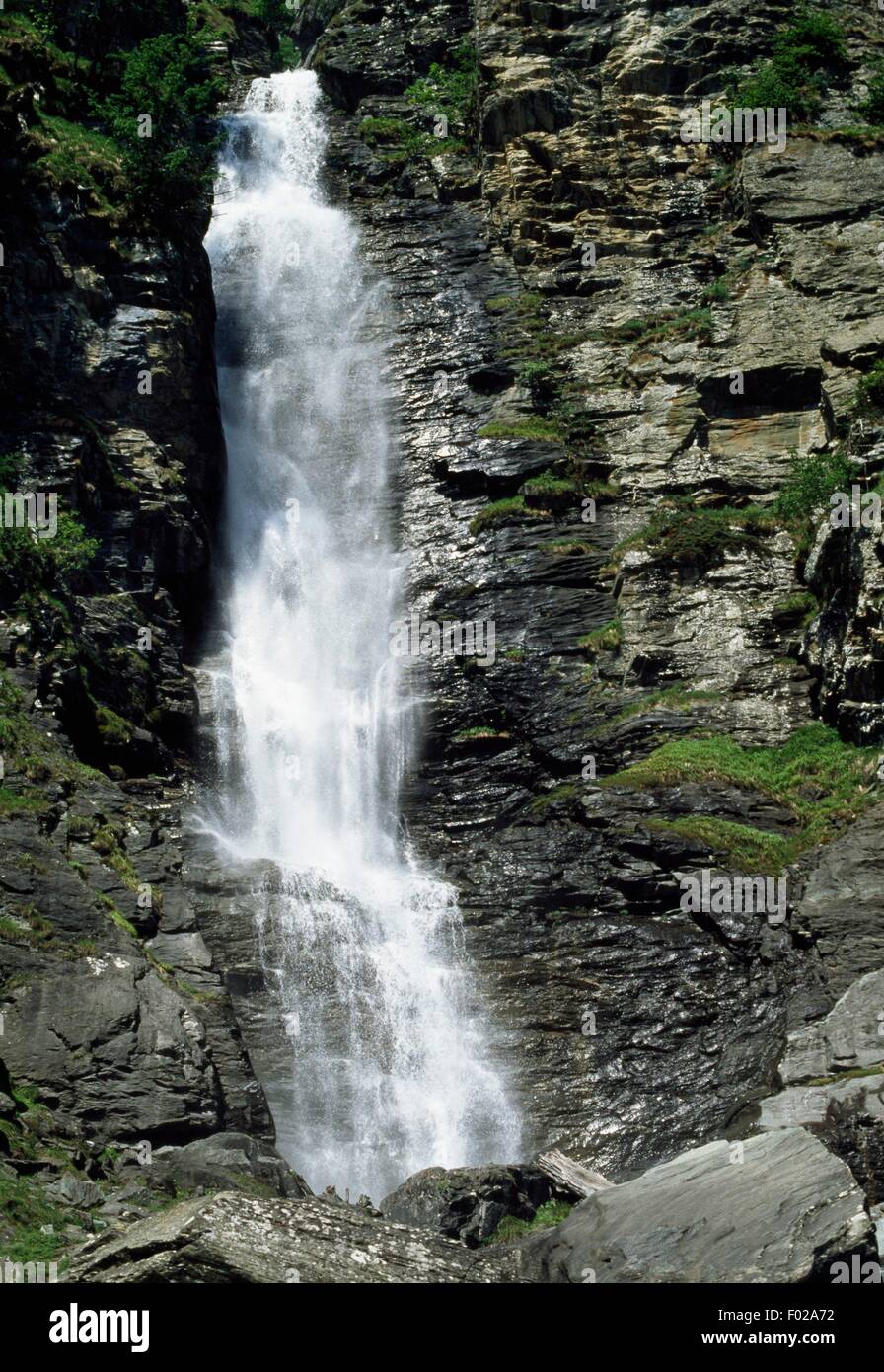 Waterfall of Pis, Pellice Valley, Piedmont, Italy Stock Photo - Alamy