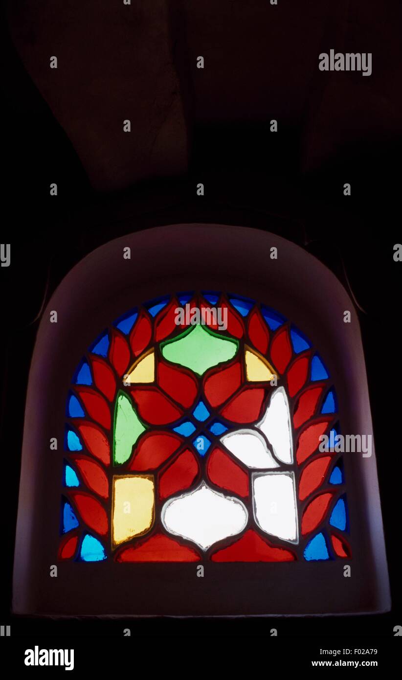 Yemen sanaa glass window hi-res stock photography and images - Alamy