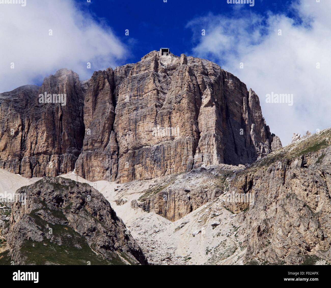 Cable car mountain station sass pordoi hi-res stock photography and ...