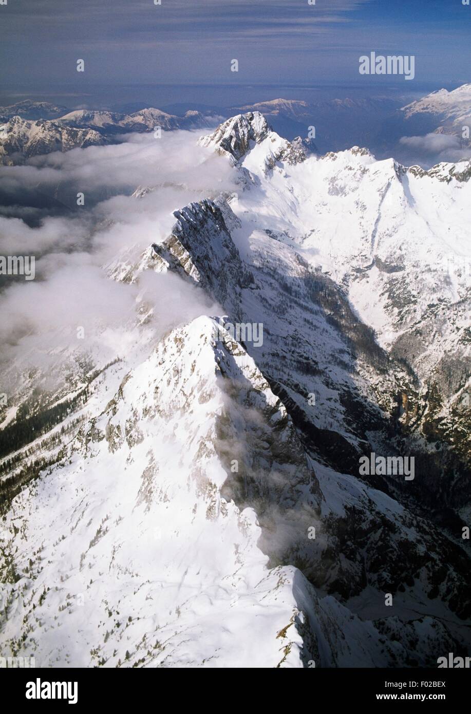 The peaks of northern ridge, Trenta Valley, Triglav National Park ...