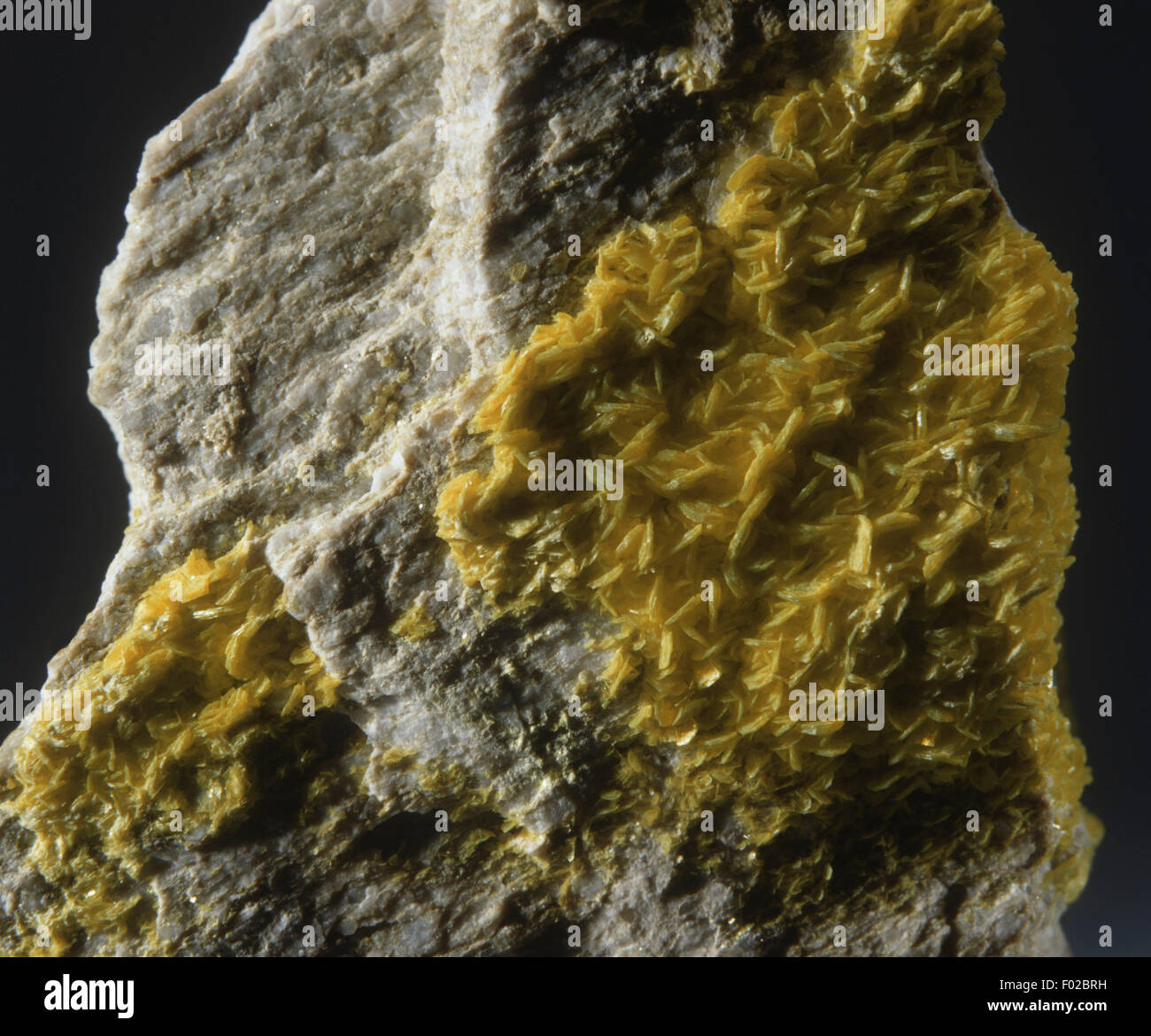 Geology autunite natural condition hi-res stock photography and images ...