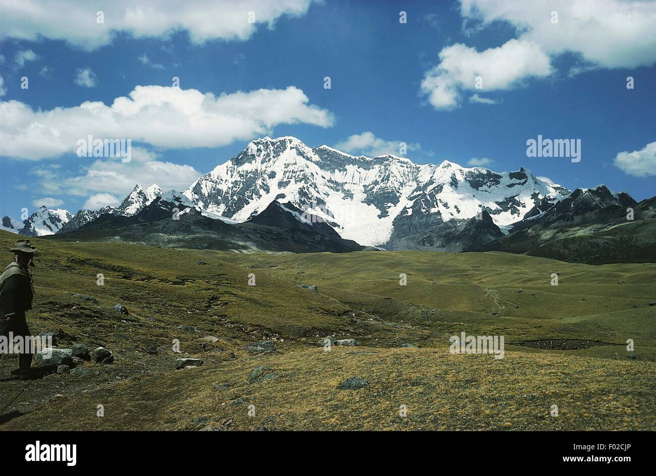 The Ausangate (6384 m), north slope, Willkanuta mountain range, Andes ...