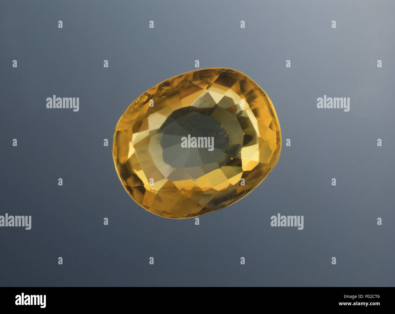 Chrysoberyl hi-res stock photography and images - Alamy