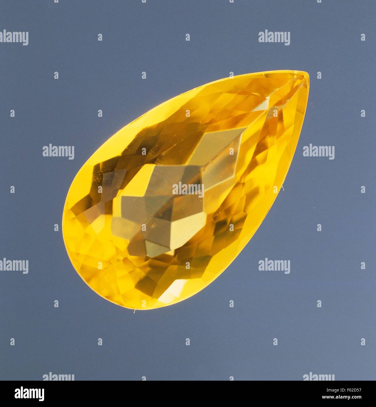 Golden Beryl, silicate, cut gem Stock Photo - Alamy