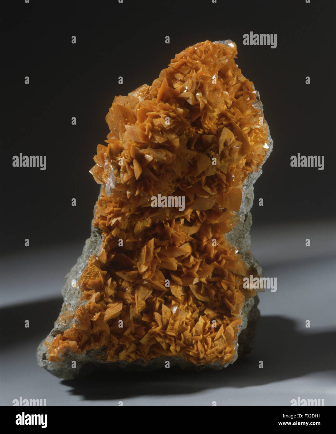 Colemanite rock hi-res stock photography and images - Alamy