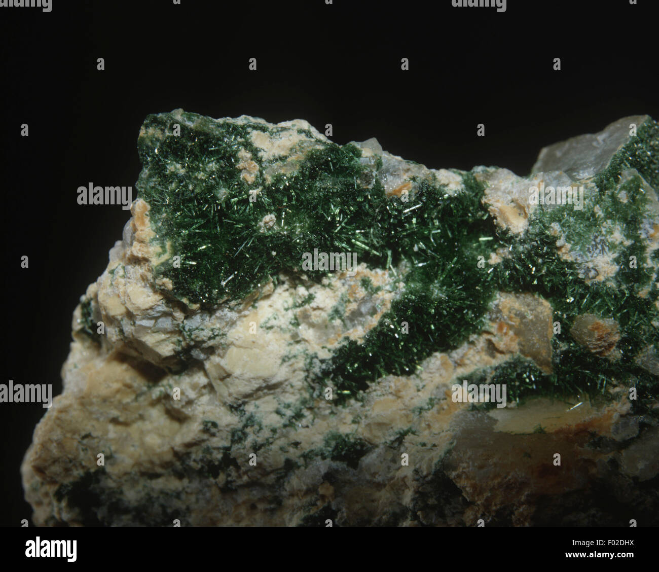 Olivenite hi-res stock photography and images - Alamy